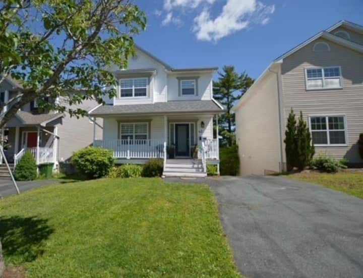 Enjoy A Separate Basement - Halifax, NS, Canadá