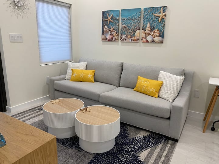 Starfish Muse - Cayman Islands