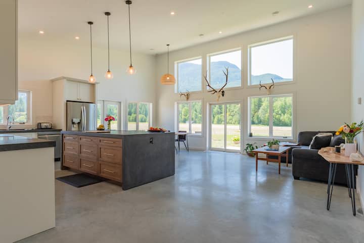 Rancho Relaxo - Castlegar