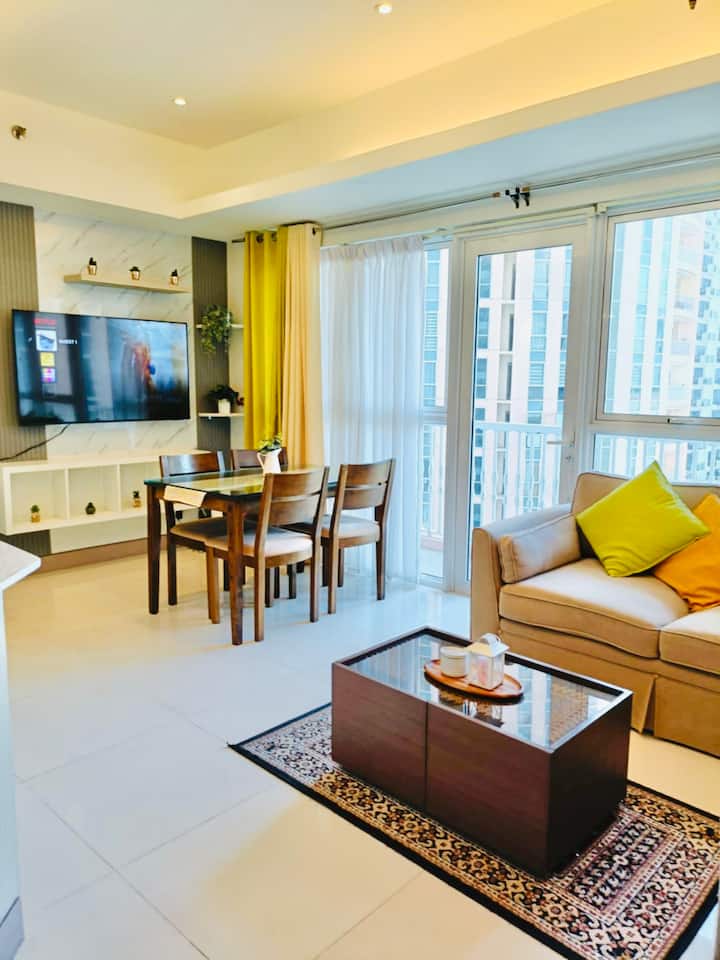 Homey1br 66sqm W/parking @Venice Luxury Res. Bgc - Taguig