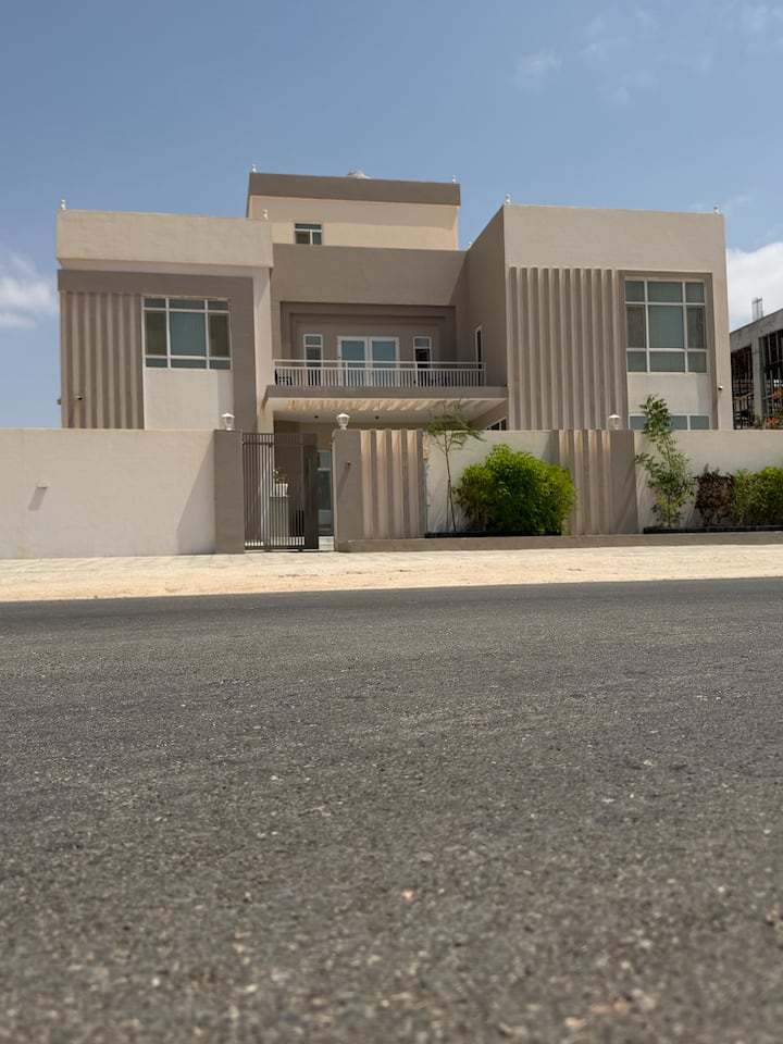 صحلنوت بالقرب من دوار المعمورة - Salalah