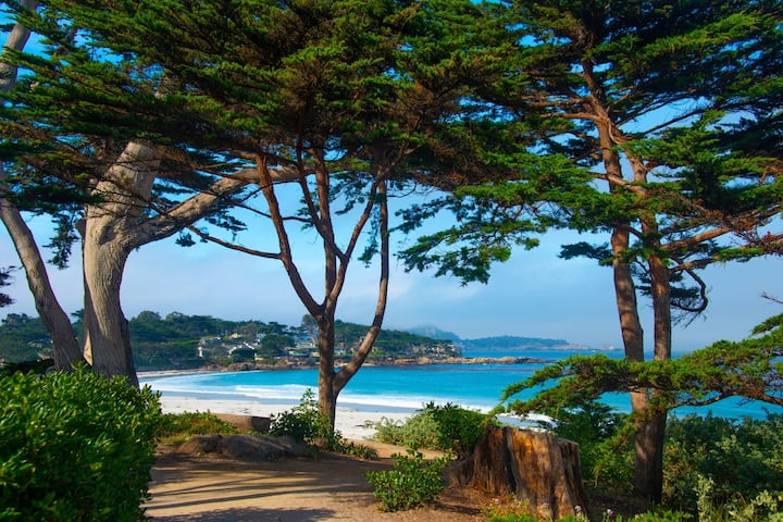 Enchanting Carmel By The Sea Home Close To All - Seaside, CA