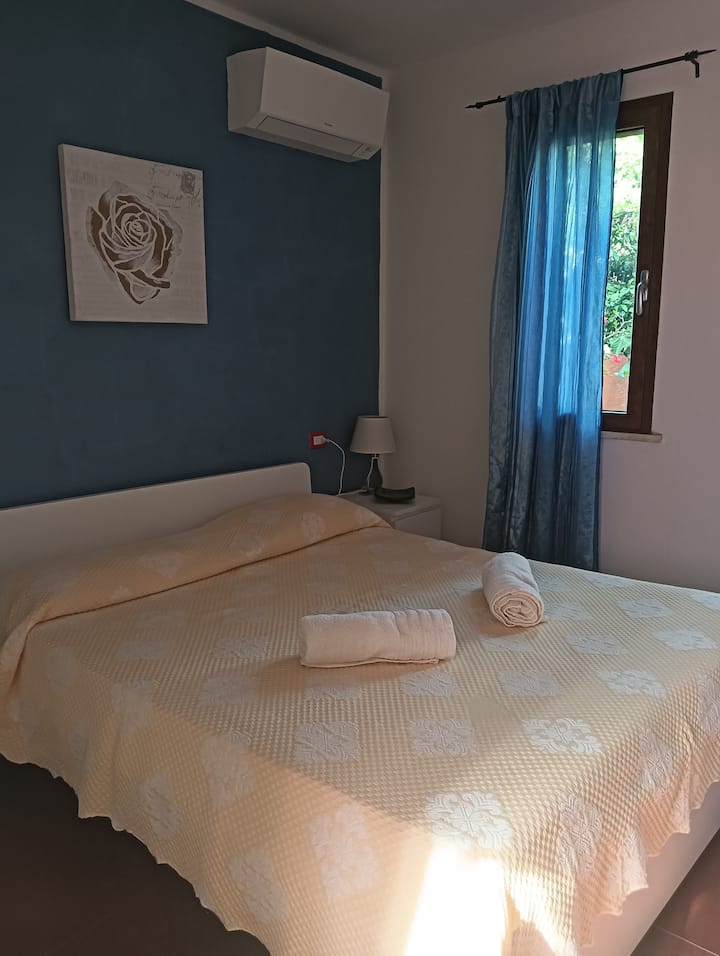 B&b Il Medoro
Blue Room - Palau