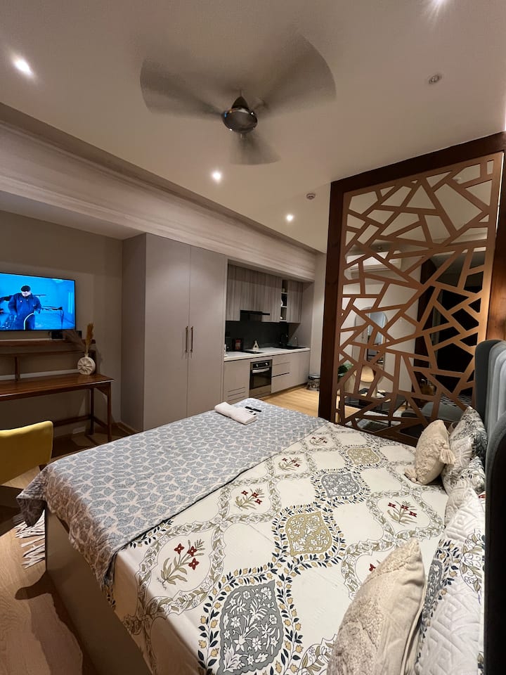 Orilia Stay | Soft Serenity - Noida