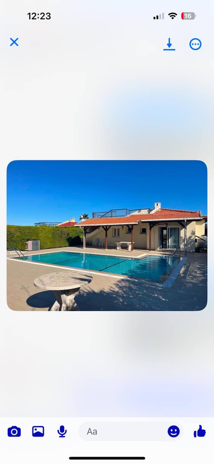 Stunning 3-bedroom Villa With Heated Pool - Nordzypern