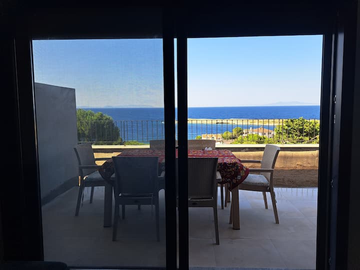 Manzara,yeşil Ve Deniz Ile Arınma - Aileler Için - - Karaburun