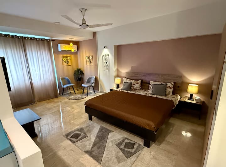 Charming City Nook In F10 Near F9 Park (Islamabad) - Islamabad