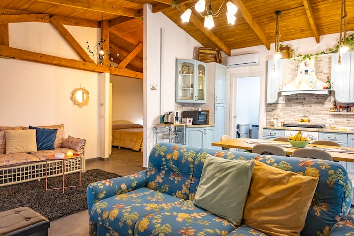 Casa Vacanze Indipendente Nel Verde 
"Lu Cuntu" - Vittoria