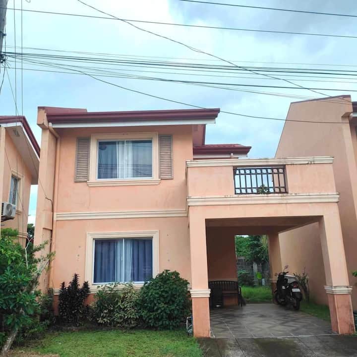 Serene Stays At Camella Naga - Pili