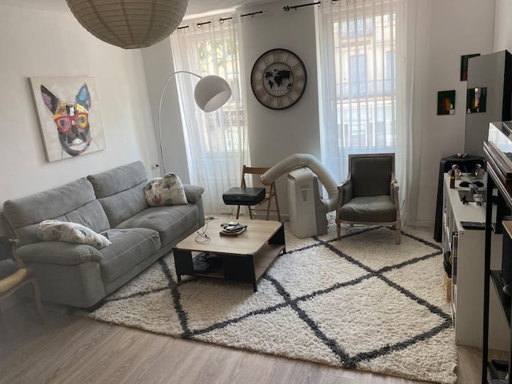 Joli Appartement +Terrasse - Narbonne