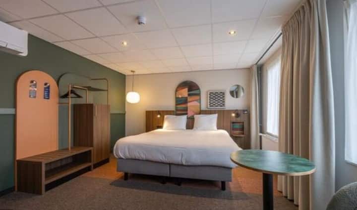 Cozy Room Perfect For Relaxing In Natural Beauty - Epe