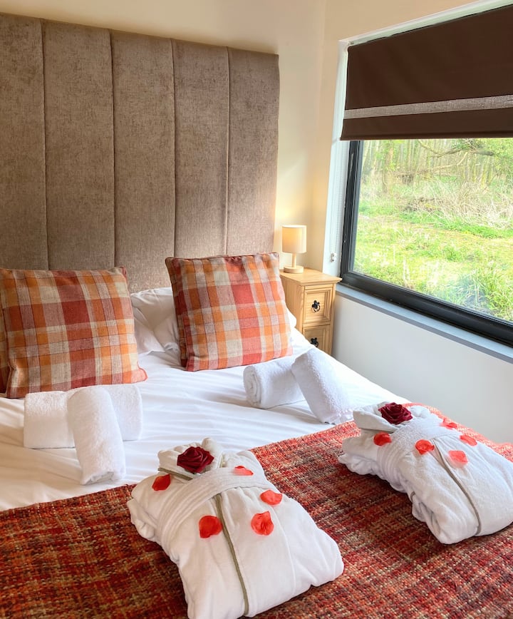 River Pod - Hunters Moon - Wiltshire - Longleat - Warminster