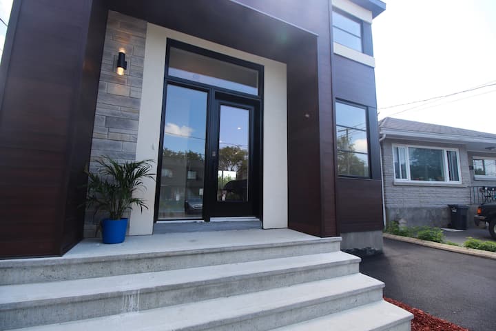 Grand Villa 4 Bedrooms - Ottawa