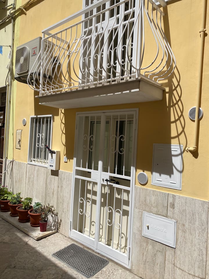 Littlehome-tourist Accommodation - Gaeta
