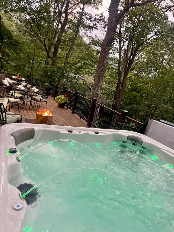 Oh Deer*new*luxury-renovated, Hot Tub/sauna, Views - Wintergreen Resort