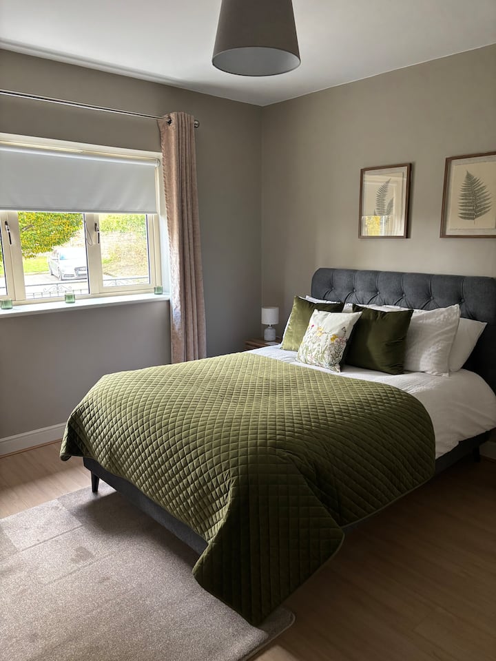 Number 3 Slane Stay
Tankardstown House 5 Mins Away - Meath