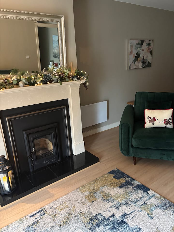 Number 3 Slane Stay
Tankardstown House 5 Mins Away - Drogheda