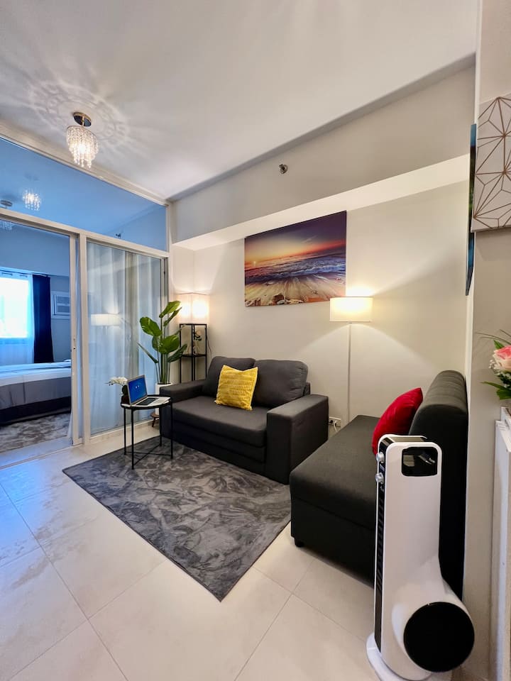 Warmth Vibe1br W/fast Wi-fi - Talisay