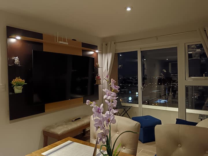 Cerca Aeropuerto Guatemala, Parque Mateo, Roosevel - Guatemala City