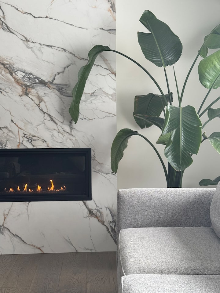 Stylish 3br Bungalow Retreat - 마크험