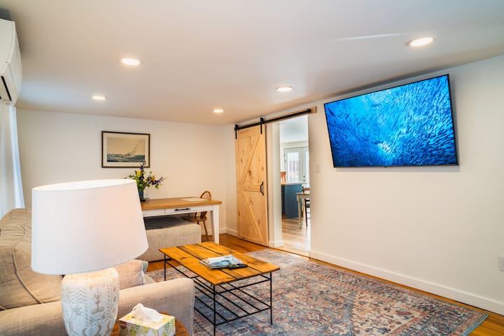 Renovated Bangor Farm House With Large Backyard - Bangor, ME