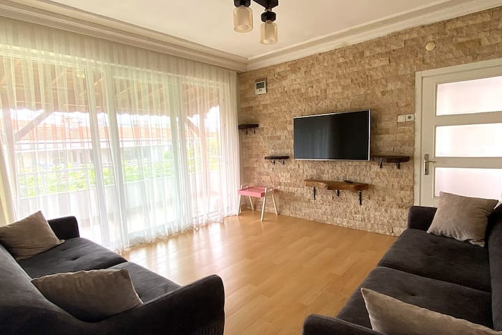 Gül Apart 2+1 Geniş Daire Yeni Bademli Köyü - Gökçeada