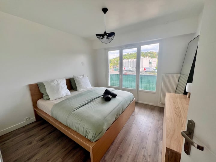 Chaleureux Appartement 2 Chambres - Annemasse