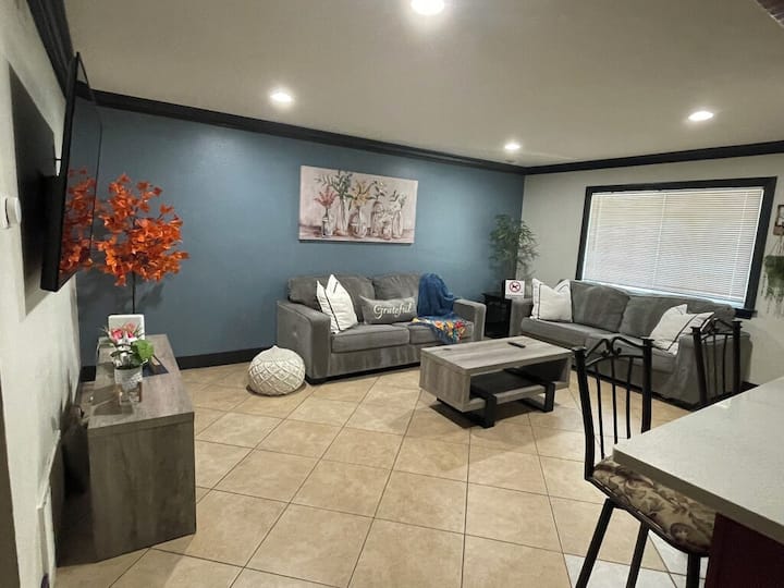 House - Sacramento, CA