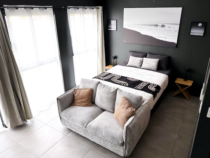 Apt 2 Km Sjo Airport -Pool-security-ac-freeparking - Alajuela