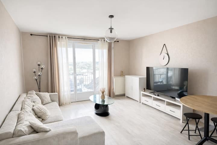 Charmant T3 à Angers - Parking Gratuit - Saint-Barthélemy-d'Anjou