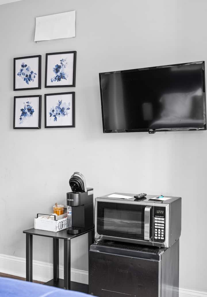 Deluxe Studio - Scituate, MA