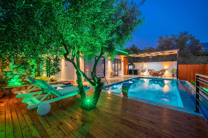 Antalya Kaş Lüks Balayı Villası - Kalkan