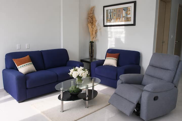 Modern 2br Oasis | Pool & Prime Location - Curaçao