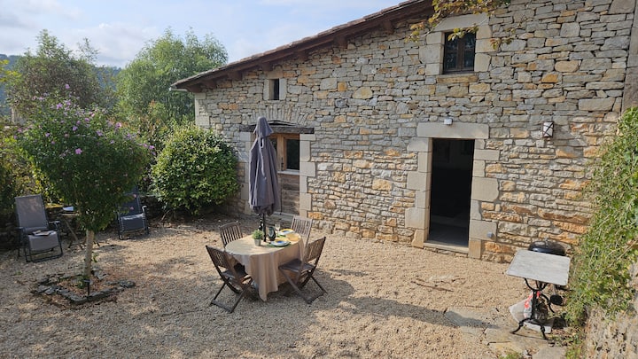 Dépendance En Pierre Restaurée.1 Chambre. - Cajarc