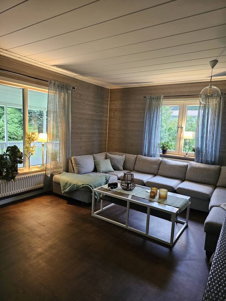 Nyrenoverat Hus Med 2 Sovrum - Sweden