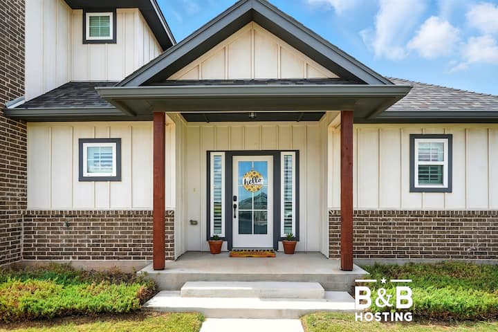 Casa Del Sol | Modern Sanctuary In Abilene - Abilene, TX