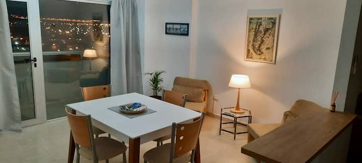 Luminoso Departamento Céntrico Cerca Del Mar - プエルト・マドリン