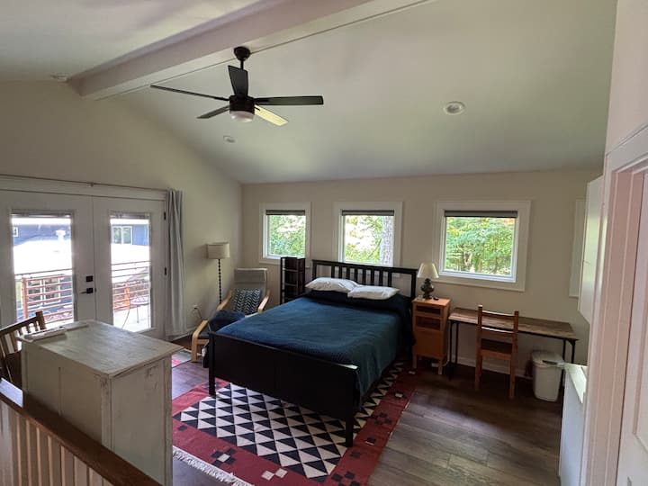 Guest House In The Trees - Atlanta, GA