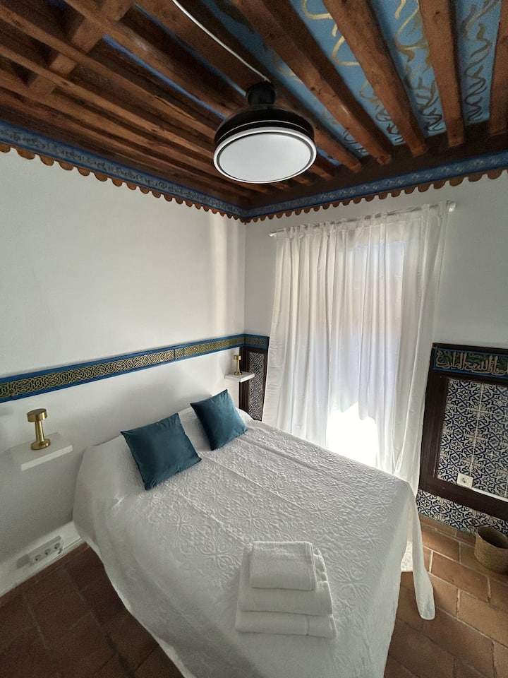 Habitación En Casa Alba - Alcalá de Henares