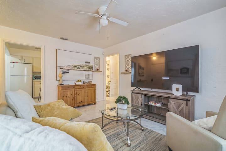Amazing Cozy Hideaway In Ocala - 오캘라
