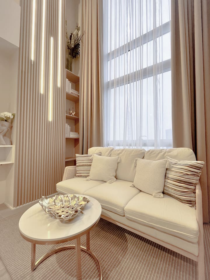 Modern 1br Loft In Metro Manila • Near Mall & Mrt - Philippines