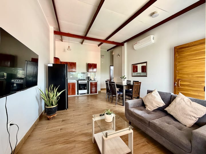 Terraza Privada, Vive A 5min Centro 2hab Con A/c - Tarapoto