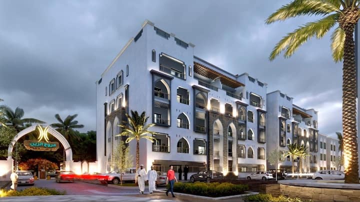 3br Modern Apt W/private Rooftop - Salalah