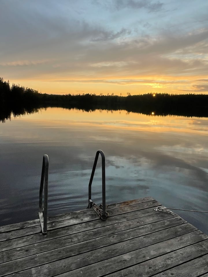 Sjönära Boende I Bergslagen - Nora
