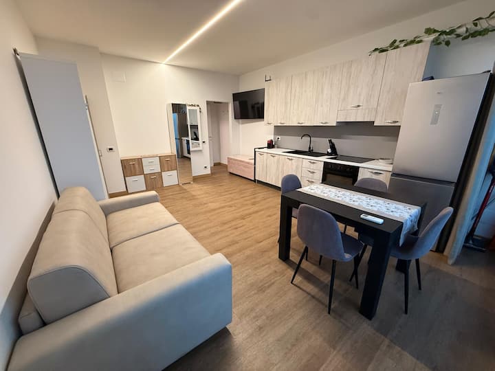 Linfozzi Fabrizio1
Casa Al Mare Civitanova - Civitanova Marche