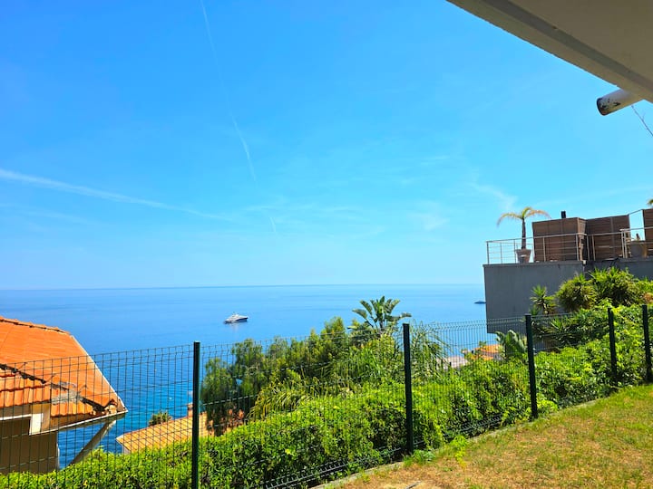 Monaco Gp • Bright Sea View Apartment - Roquebrune-Cap-Martin