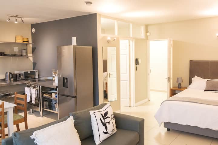 Flat In Cape Town - Kapstadt