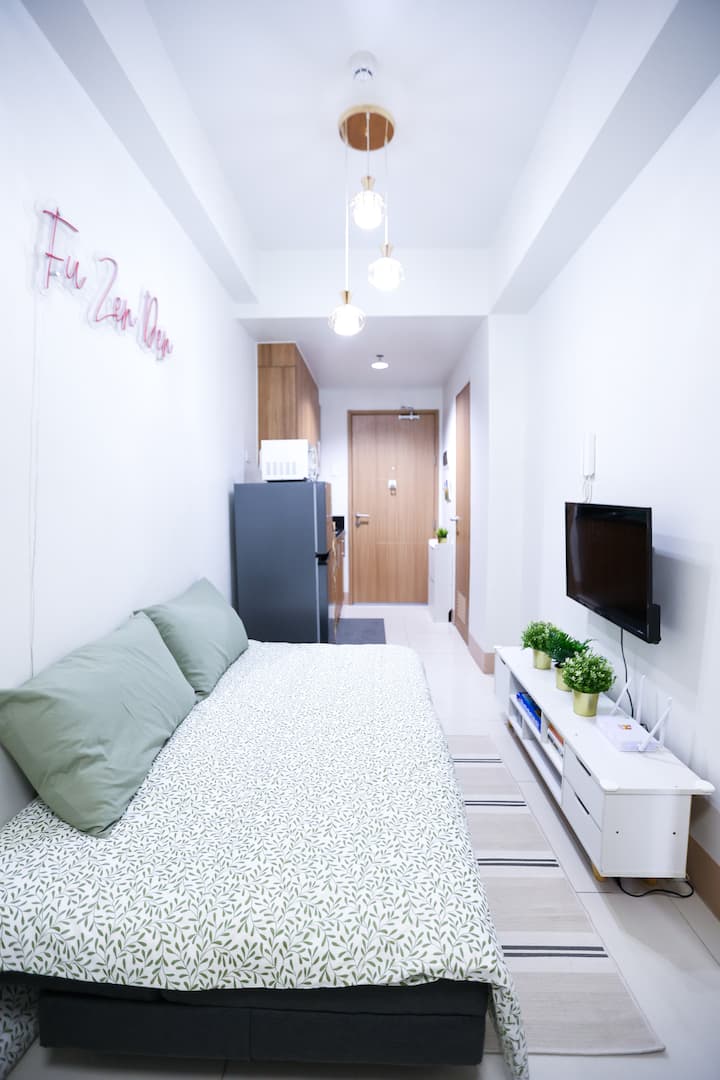 1br Condo Near Mall Of Asia & Airport - Philippines