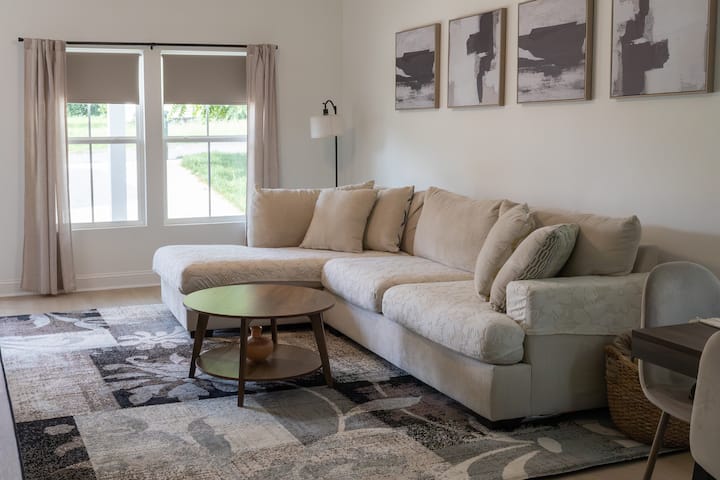 Cozy Modern House Near Downtown - Gastonia, NC
