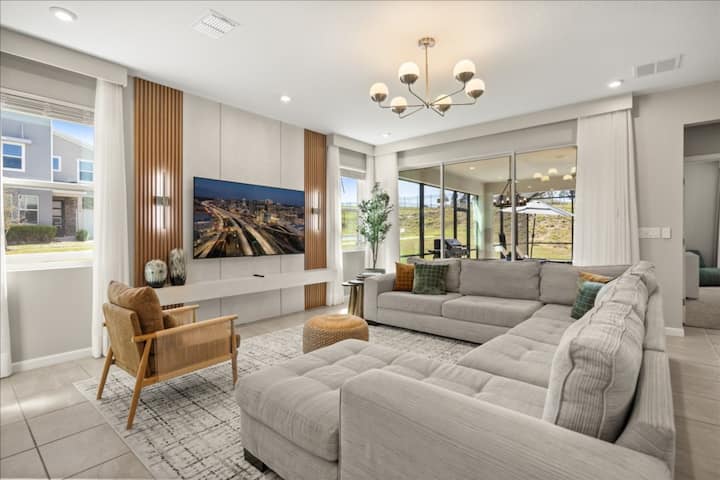 7 Bd / 6.5 Ba / Solara Resort 2306 Sr - Four Corners, FL